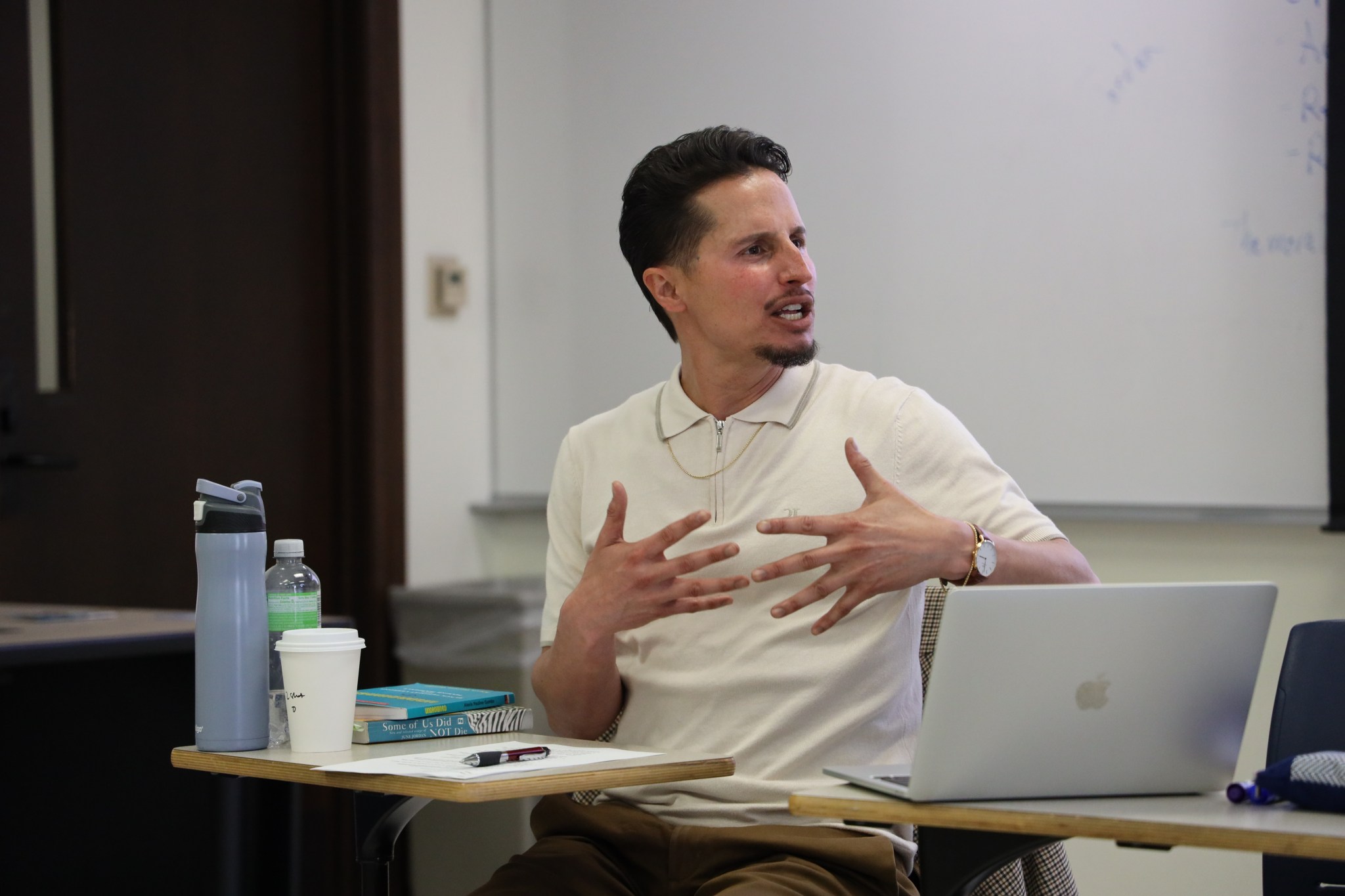 Beloved sociology professor passes – The USD Vista